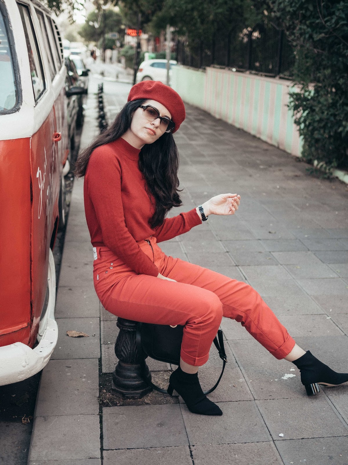 WEARING ALL RED - GOSSIPSTYLE