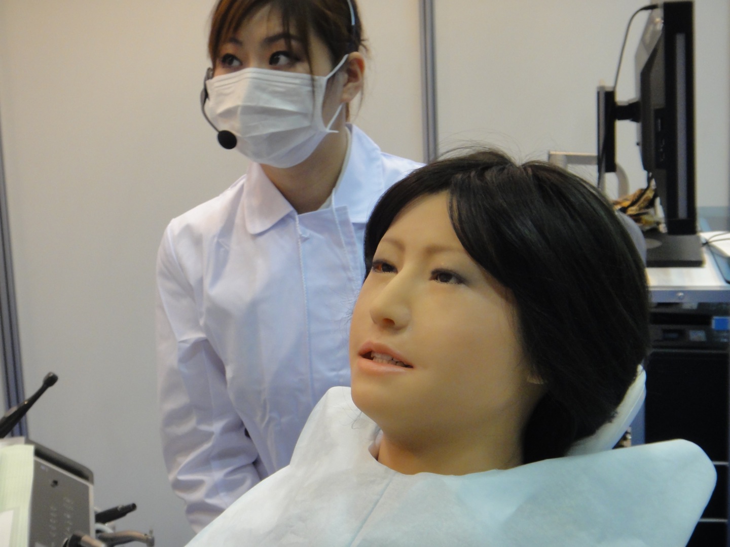 5 Robot Tercantik di Dunia yang Mirip Manusia - DAFTAR POPULER