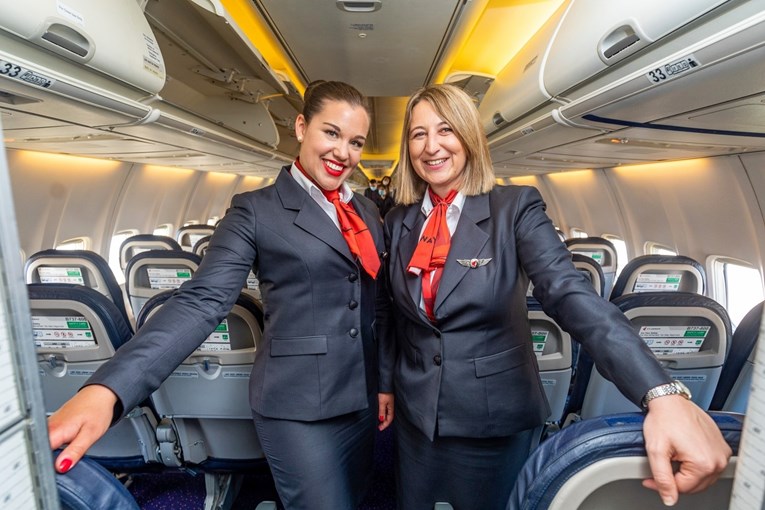 ETF Airways takes delivery of first jet, gets AOC