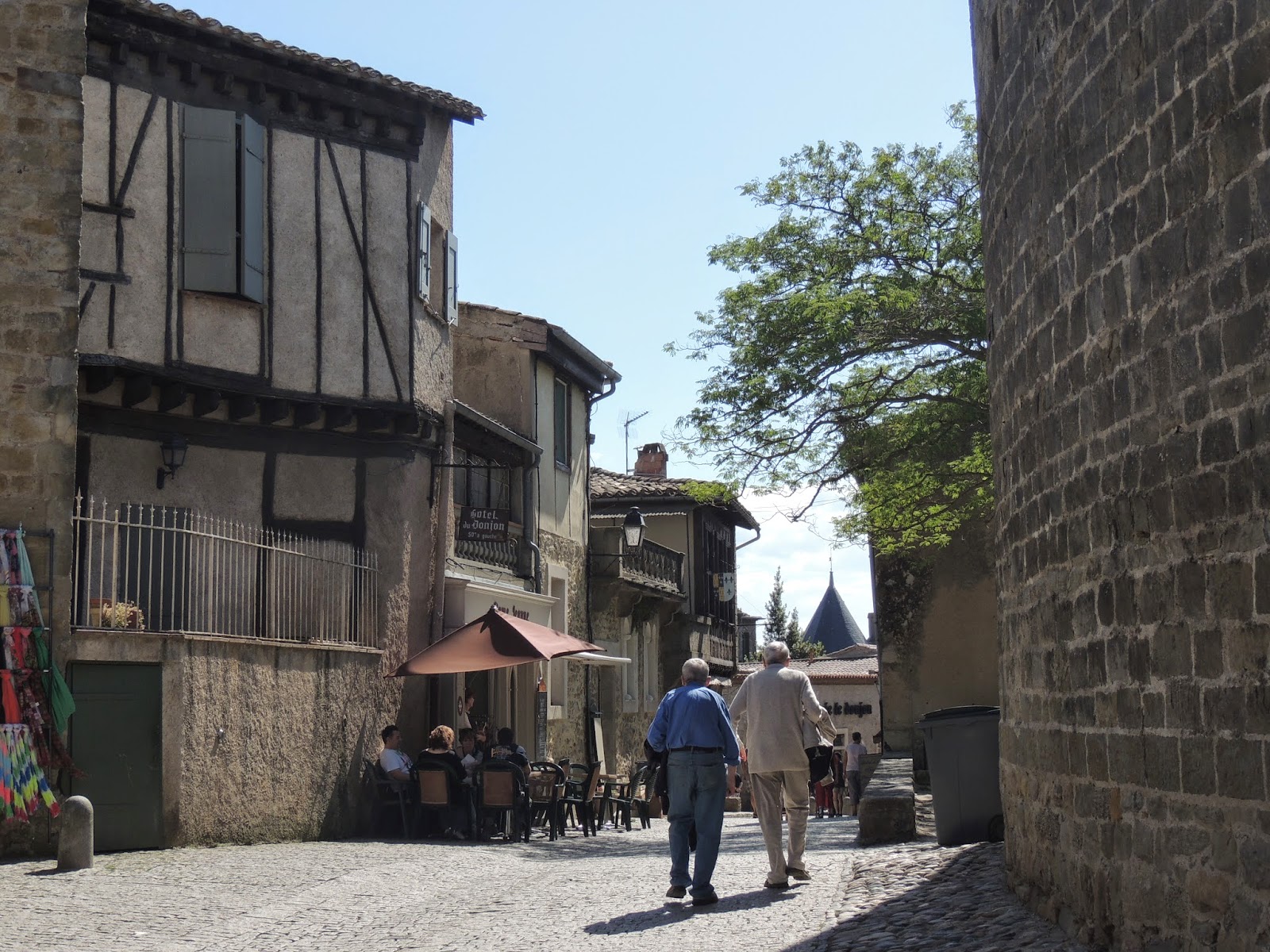 La famille Bertrand en Europe.: La cite fortifiée de Carcassonne La famille Bertrand en Europe.: La cite fortifiée de Carcassonne
