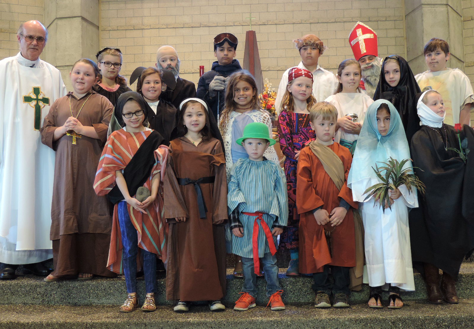 St Francis of Assisi Parish, Bend, OREGON: Saintly children