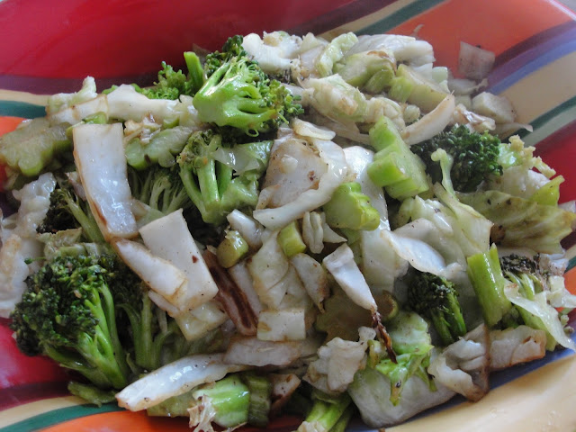 Big Life, Little Garden: Quick Brocolli and Cabbage Saute