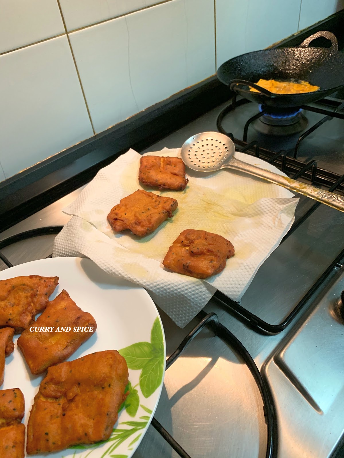 CURRY AND SPICE: BENGALI BEGUNI