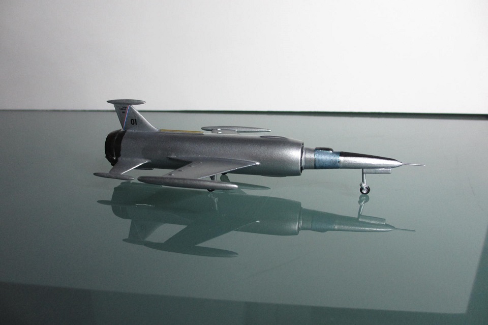 1/144 airbattle: Science fiction ? 1/144 Leduc 022 - by Chaubet