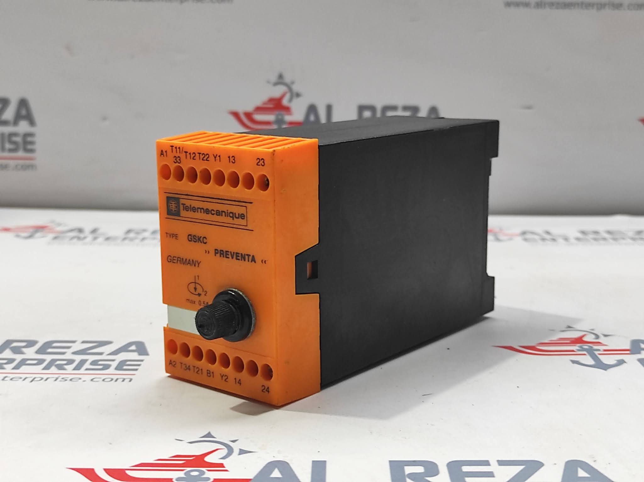 TELEMECANIQUE GSKC SERIE D SAFETY RELAY GSKC120VACDC