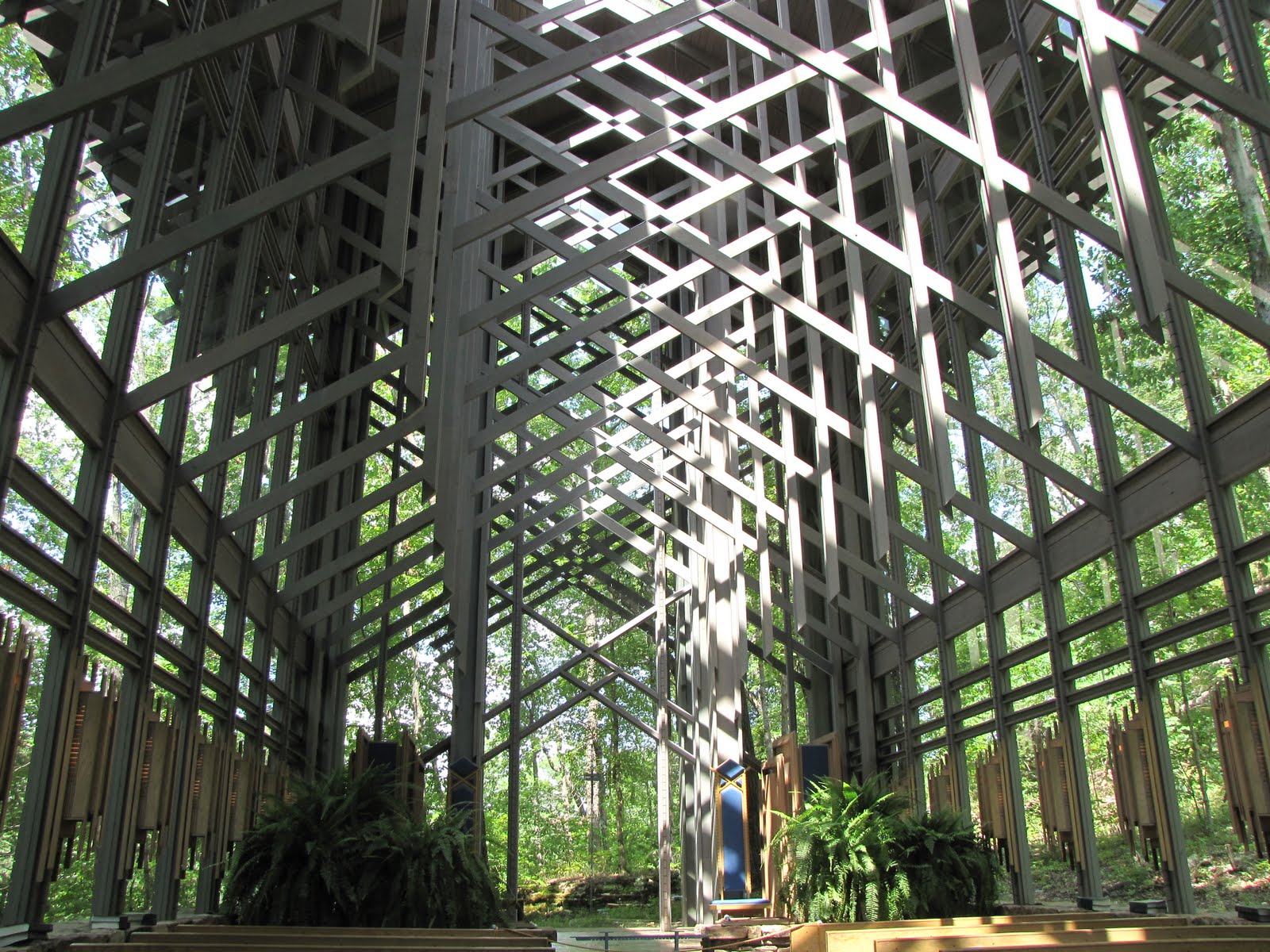 Granny Mountain: Thorncrown Chapel