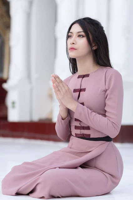 Myanmar Famous Models