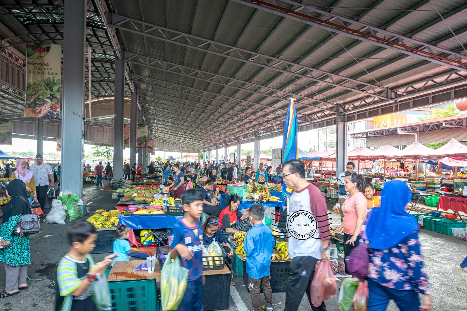 Satok Weekend Market - The Unique Excursion Into a Massive Local Market ...