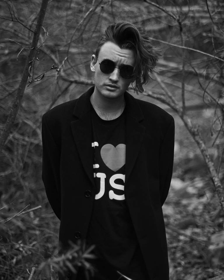 only music saves: Artist of the day: gnash.