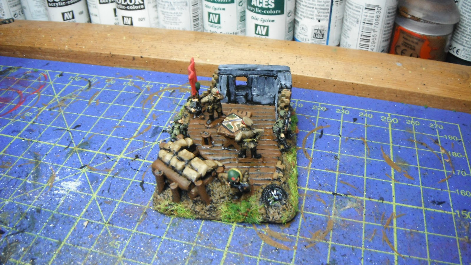 A figure painting therapy project.: Seasons Greetings, Soviet command ...