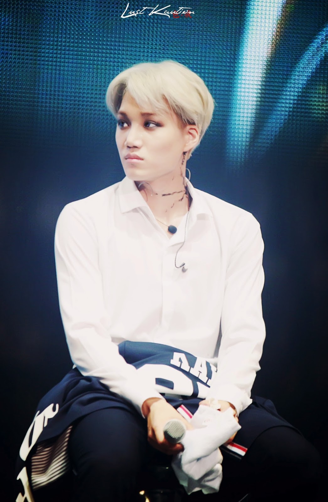 Xiuming-ming: [카이] 140415 중독 쇼케이스 고화질