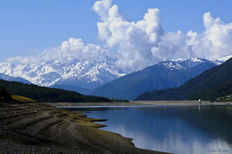 Lake Reschen, South Tyrol, Italy (with Map & Photos)