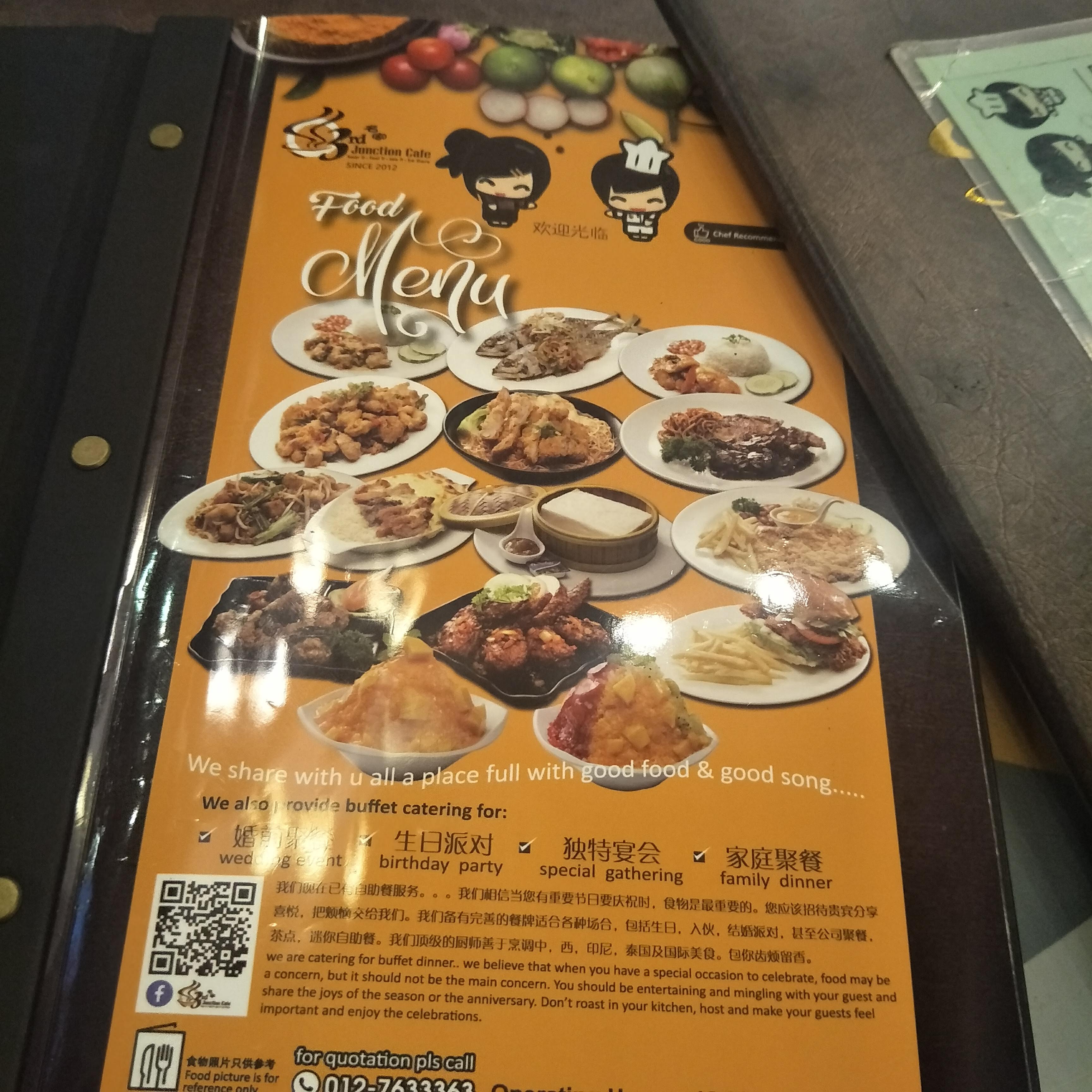 MAKAN DI THIRD JUNCTION CAFE