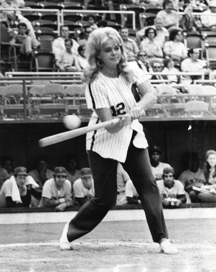 Remembering Mets History (1972) Mets Wives Softball Game
