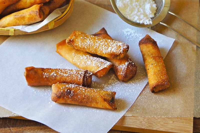 Turon Food / Turon Recipe (Filipino Banana Lumpia) - The Unlikely Baker ...
