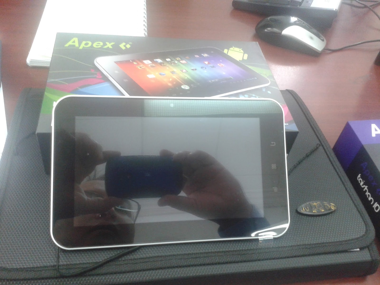 Productos del Mundo para el Ecuador : TABLET APEX KAILA 7"