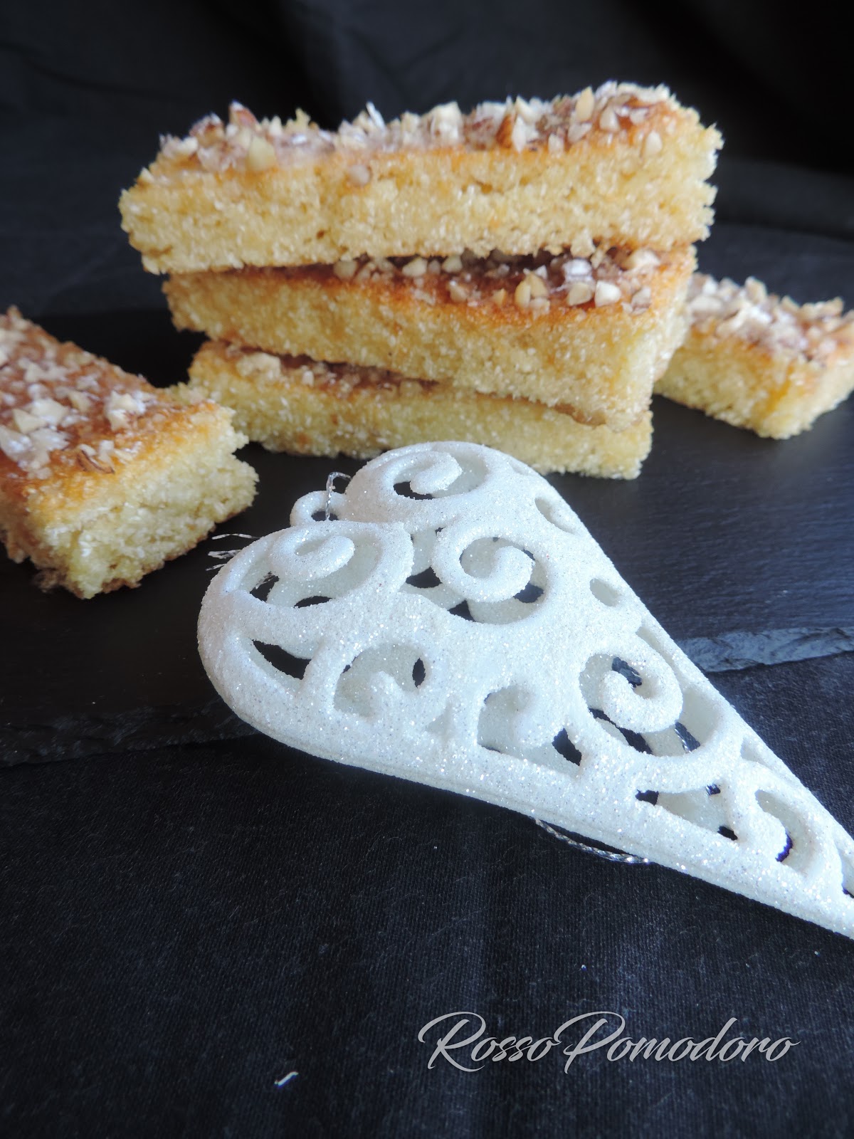 Trancini al cocco (senza burro e farina) | La cucina di Fabiola