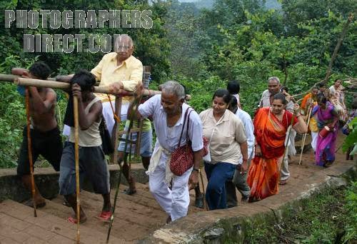 Tour India: Pilgrimage to Sammed Shikharji Jain India