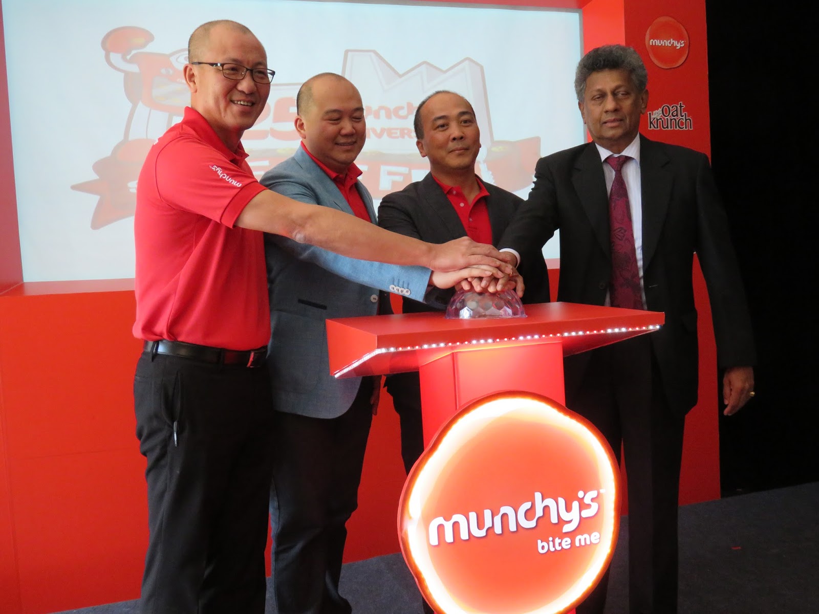 Kee Hua Chee Live!: MUNCHY'S CELEBRATES 25 GLORIOUS YEARS AS MALAYSIA'S ...