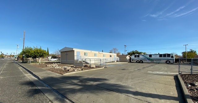 Mile Markers: Revival In Pictures - Avenal, California