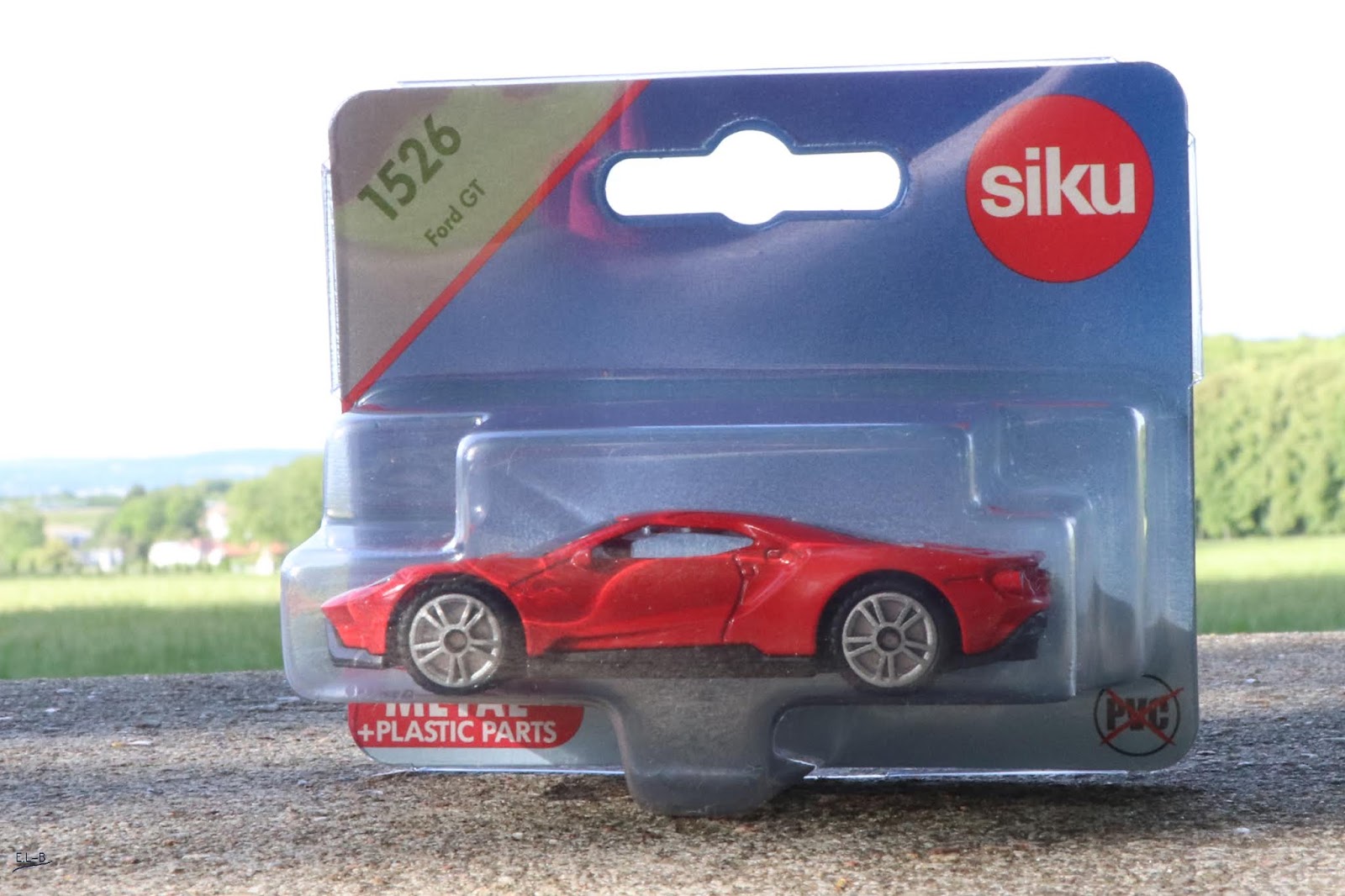 Ford GT 2017 par Siku, la légende est de retour - Mininches