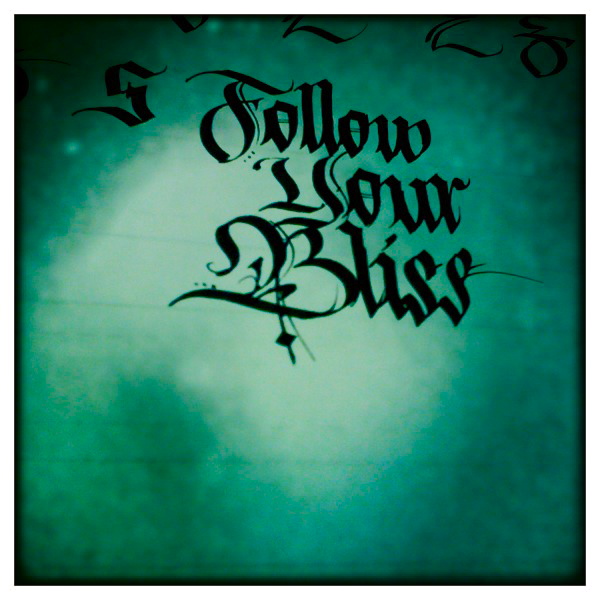 Anne-Davnes Elser: Calligraphy Class Praise