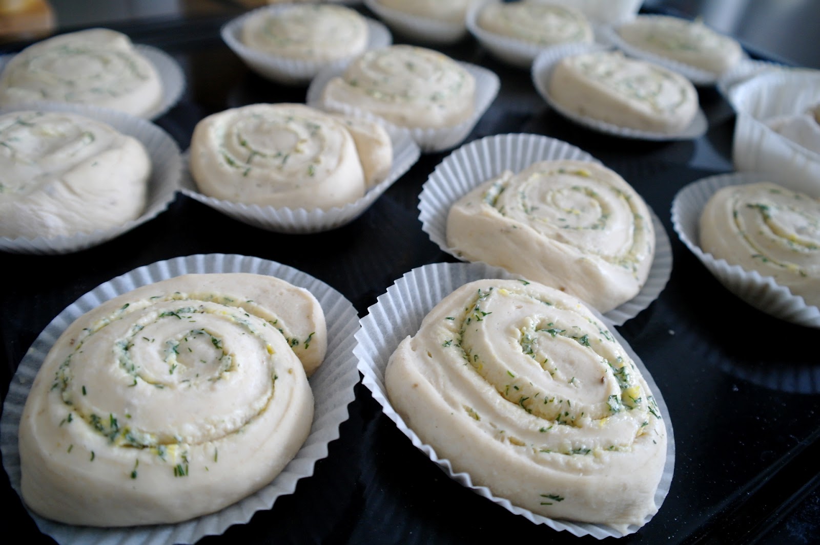 MÅRTENSSONS KÖK: Baka bullar med citron och dill