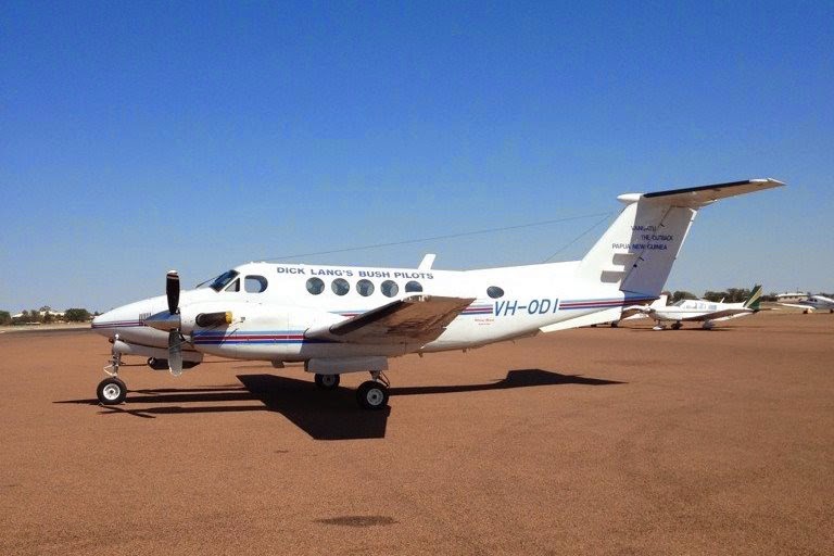 Central Queensland Plane Spotting: A Few Light GA Aircraft at Longreach ...