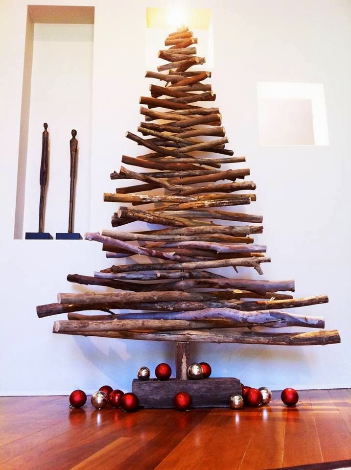 Icono Interiorismo: Arboles de navidad hechos con ramas secas