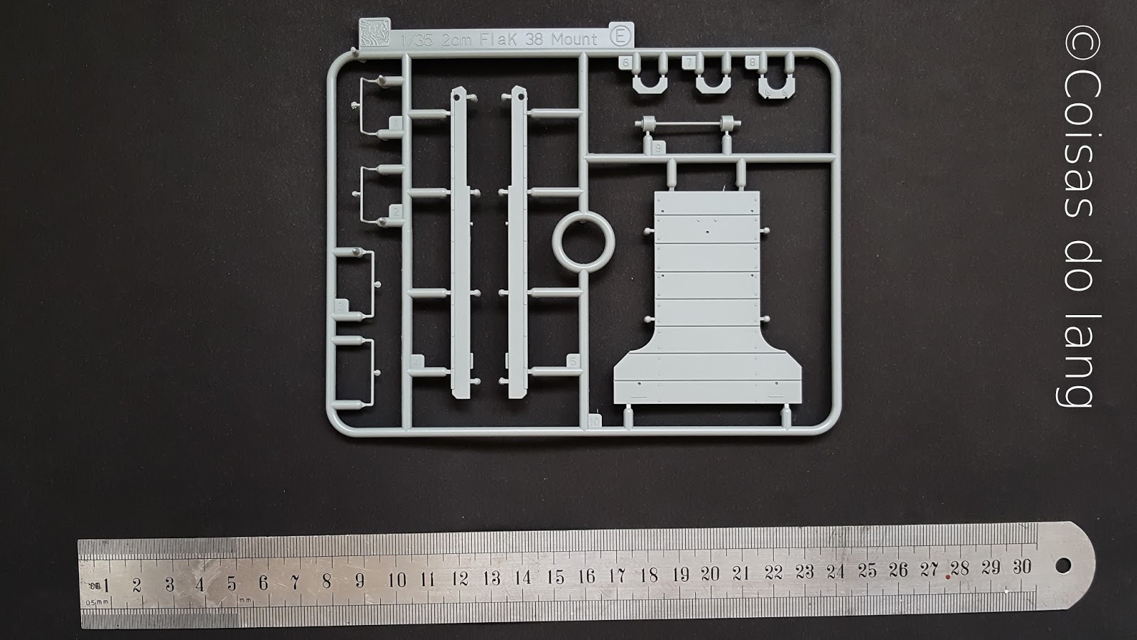 Review - Dragon 6828 - German 3t 4x2 Truck w/2cm FlaK 38 (2 in 1)