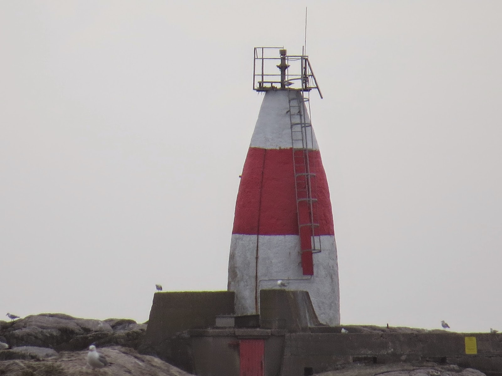 Pete's Irish Lighthouses: The Muglins, Dalkey