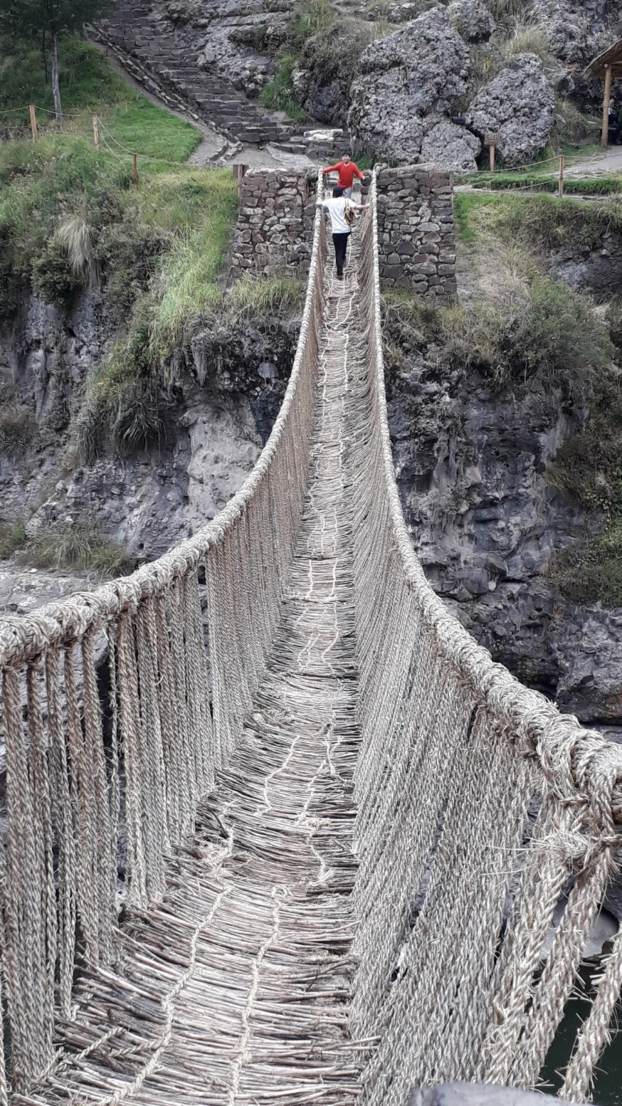 Ruta a Q`eswachaka el ultimo puente Inca