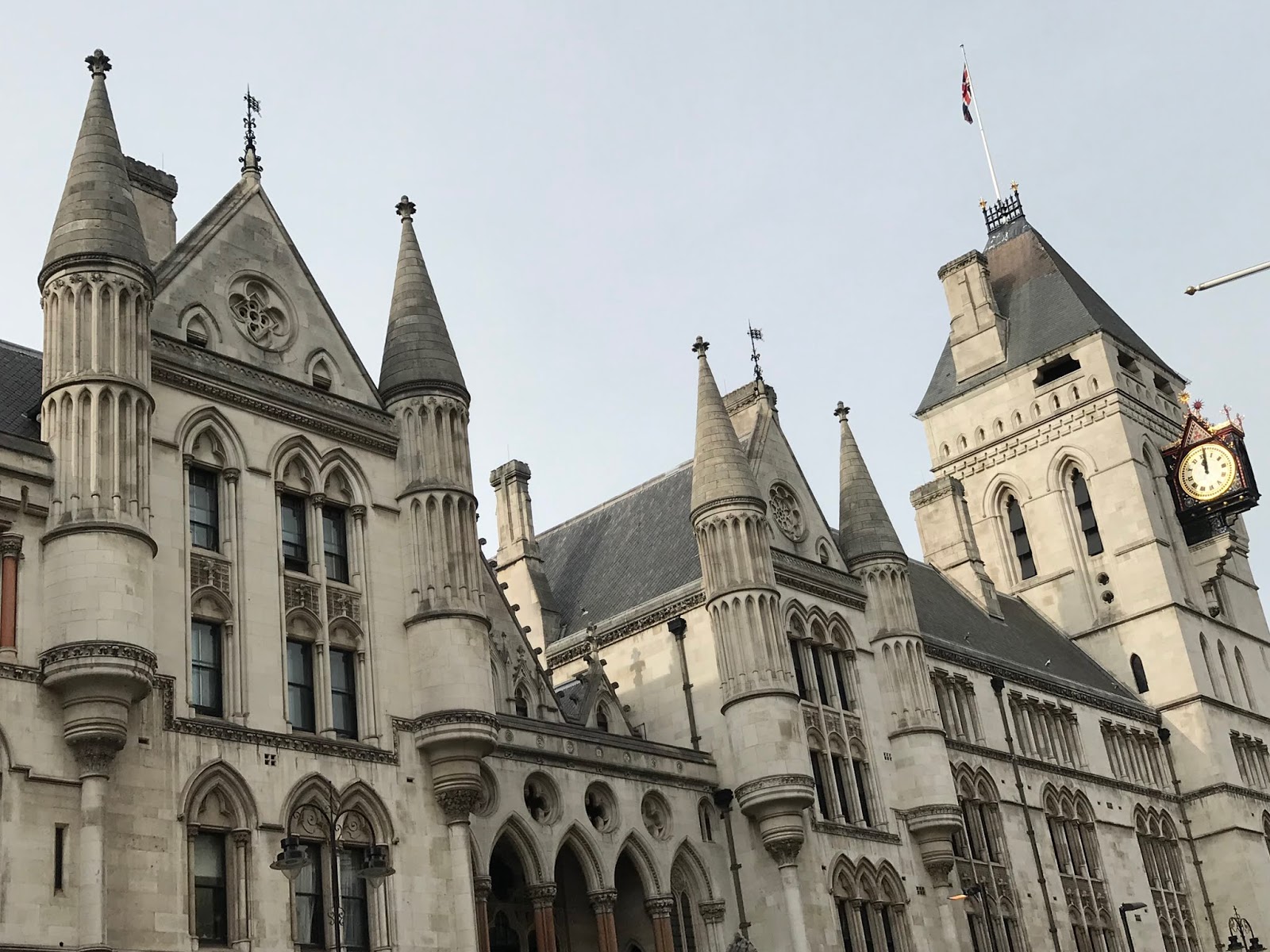 DriveByCuriosity: Architecture: Admiring London`s Gothic Revival DriveByCuriosity: Architecture: Admiring London`s Gothic Revival