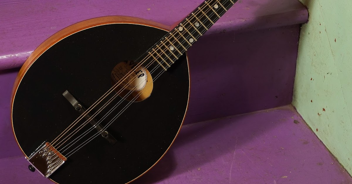 2012 RedLine Traveler Flatback Mandolin