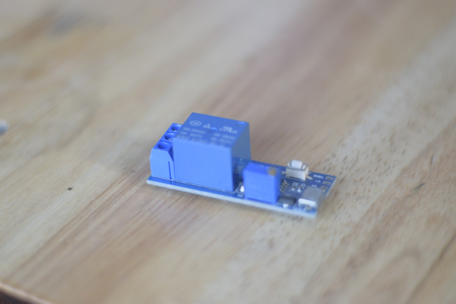 Audom ideA: รีเลย์หน่วงเวลาอัตโนมัติ"