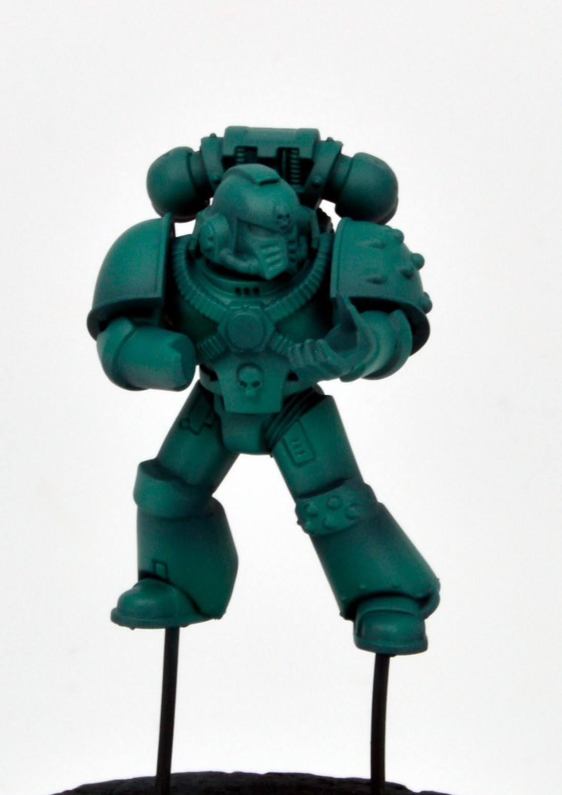 Dorn's Arrow: Sons of Horus - Green Power Armour - Painting Guide