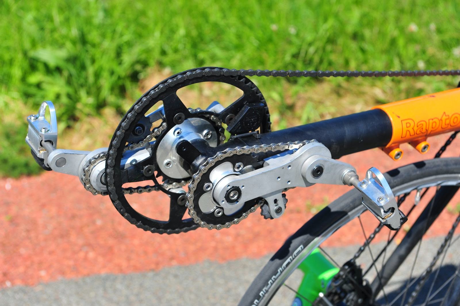 The Left-handed Cyclist: Graeme Obree's Beastie: The Lure of the Linear ...