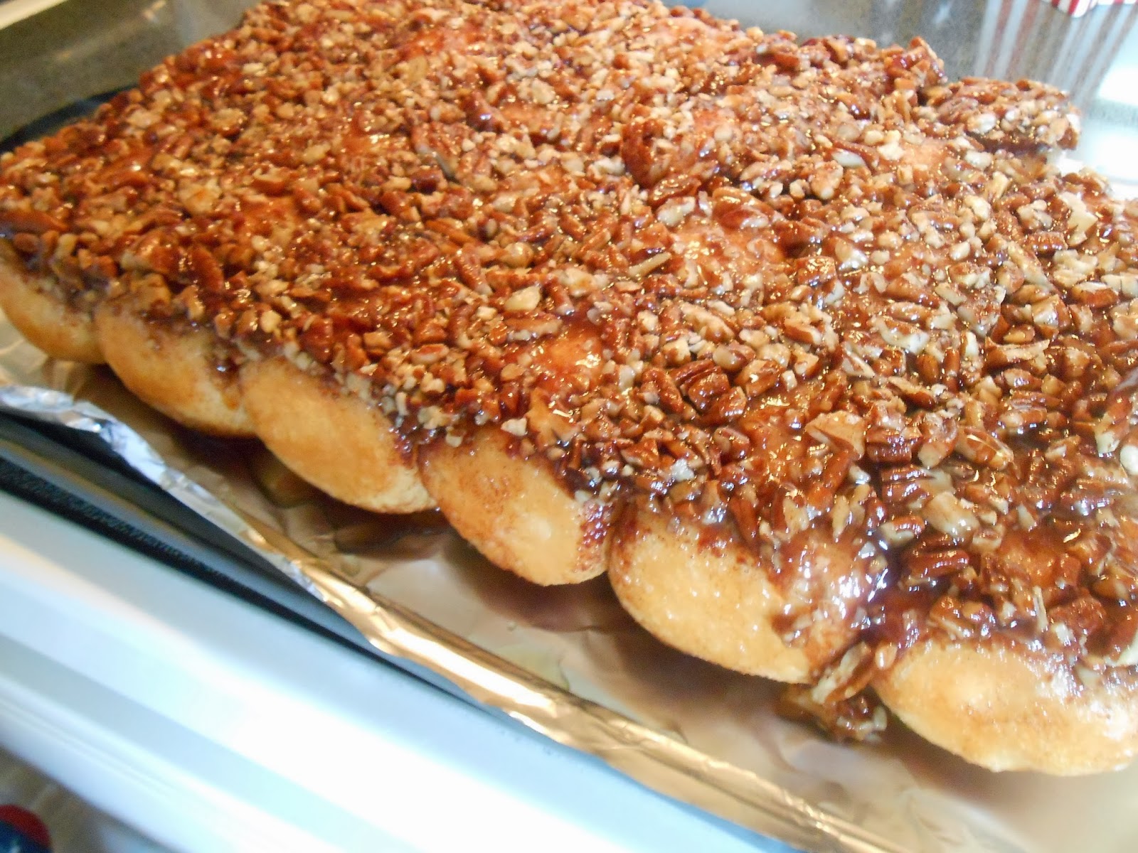 The Better Baker: Make Ahead Pull-Apart Sticky Buns