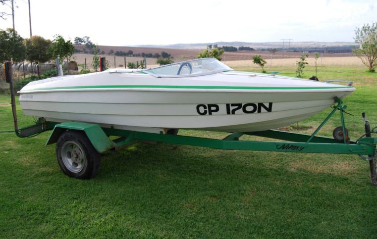 AUSSIE SKIBOATS: random; FLIGHTCRAFT BANSHEE