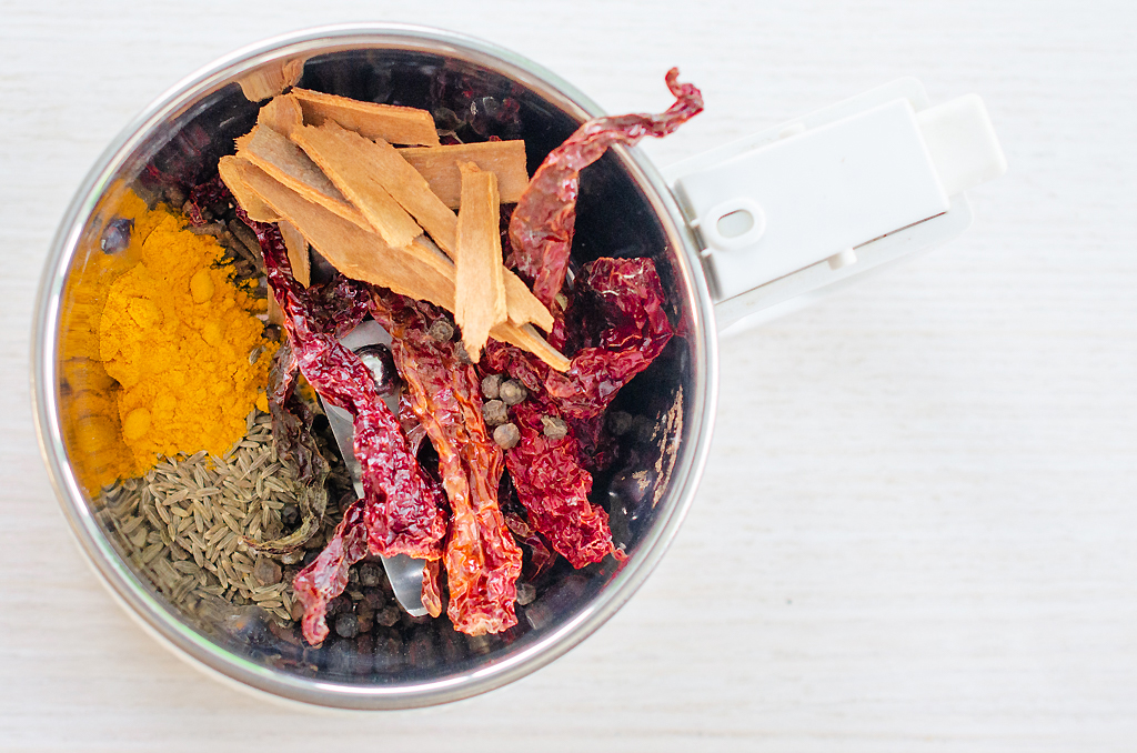 Pulled Turkey Vindaloo ~ The Tiffin Box