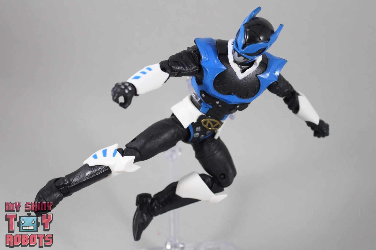 My Shiny Toy Robots: Toybox REVIEW: Power Rangers Lightning Collection ...