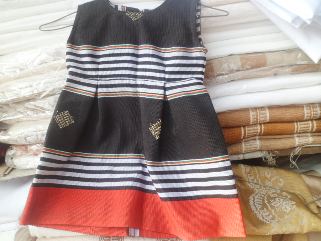 Costume et tenue traditionnel des Malgaches: le " lamba"