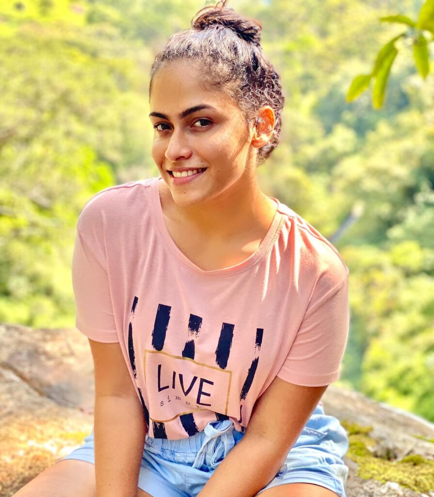 25 photos of the beautiful actress Sadani's life with her unseen boyfriend