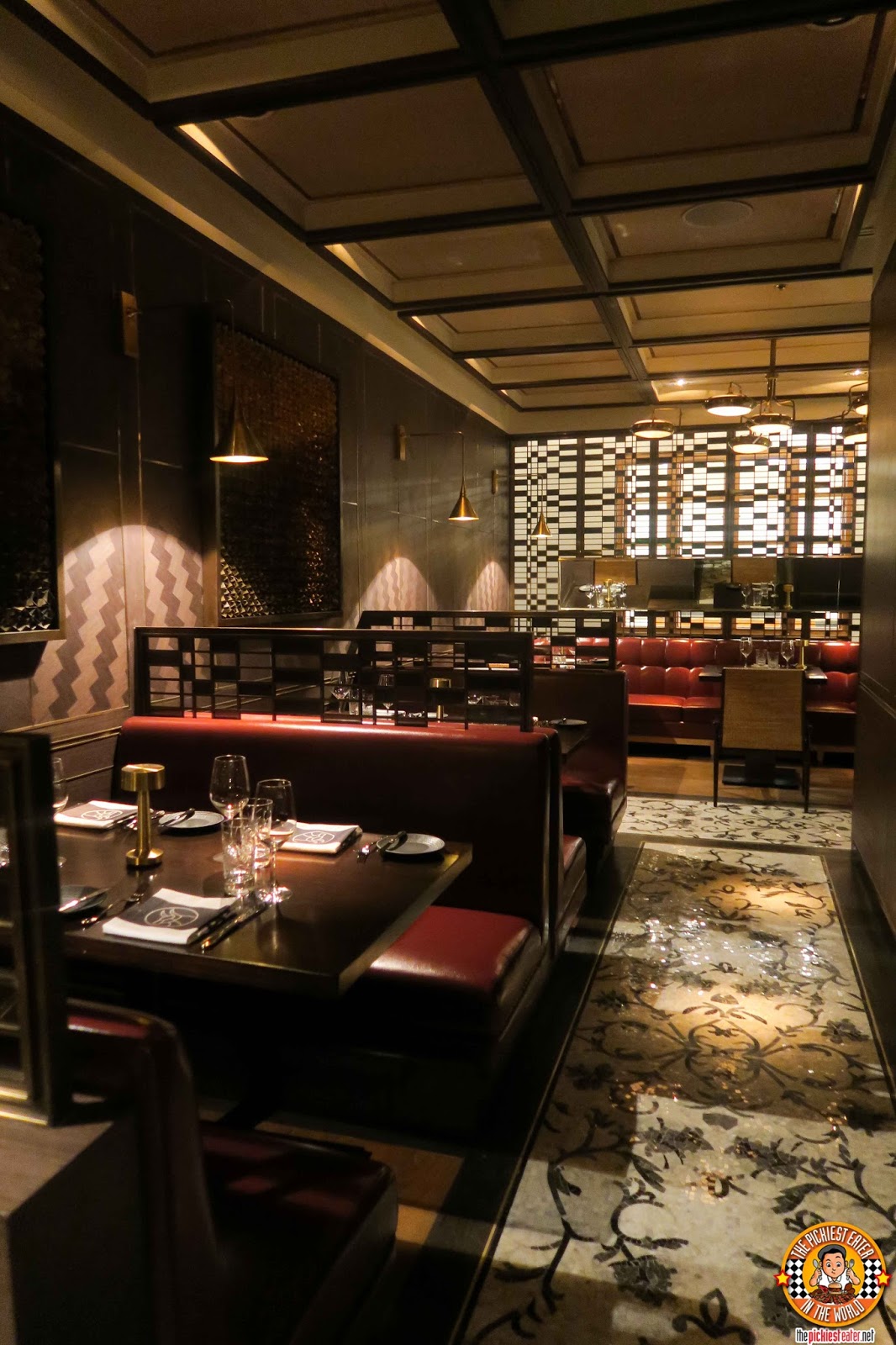 THE PICKIEST EATER IN THE WORLD: RAGING BULL CHOPHOUSE AT THE FORT ...