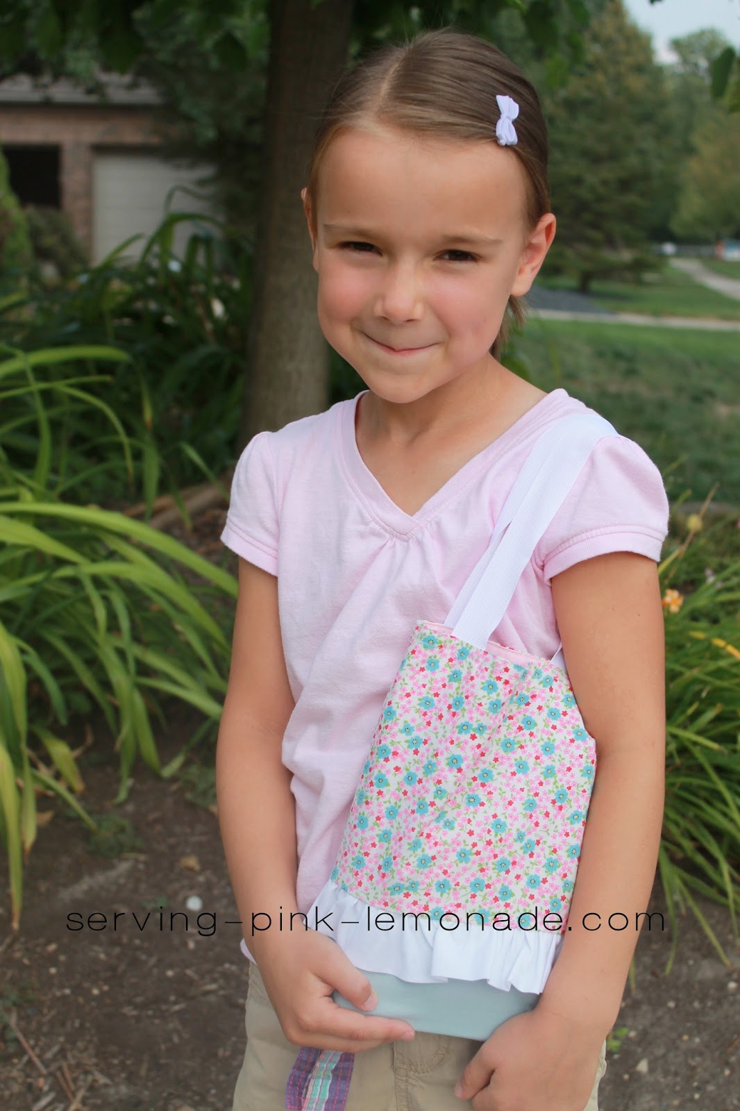 Serving Pink Lemonade: Girls Lined Tote Bag