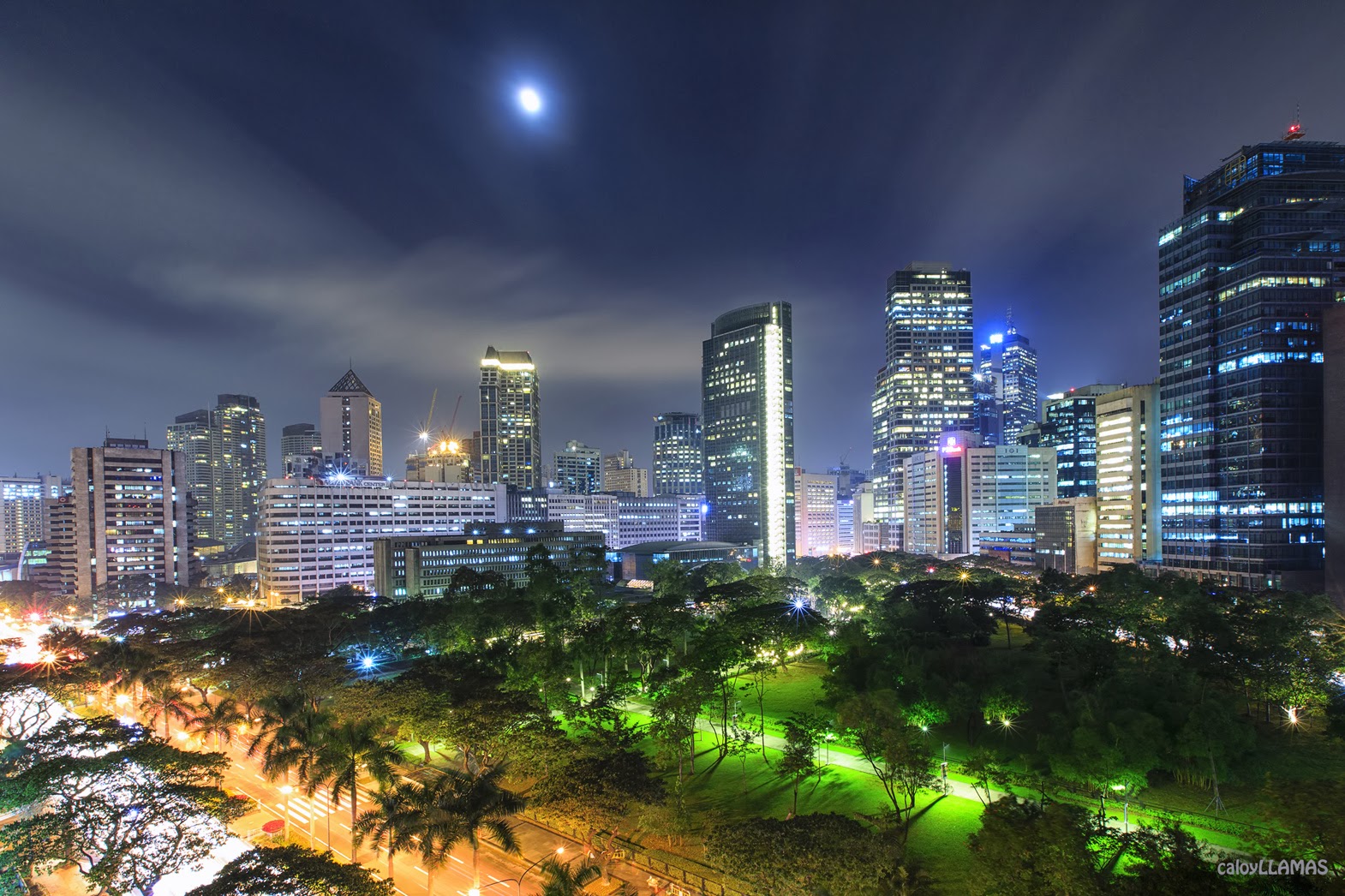 TRAVEL CENTRAL PHILIPPINES: 11 Awesome Shots of the Philippines - Ayala ...