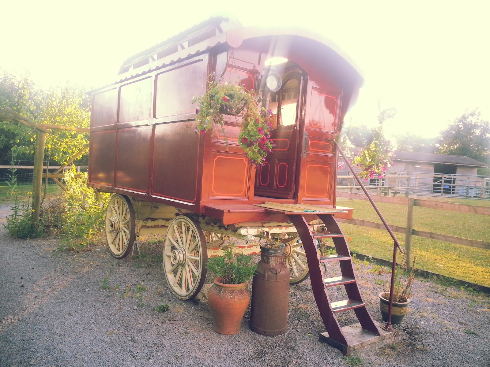 A Tale of Two Shires: Sutherland Shire to Hampshire: A Gypsy Caravan ...