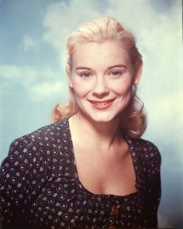 40 Beautiful Photos of Hope Lange in the 1950s and ’60s ~ Vintage Everyday