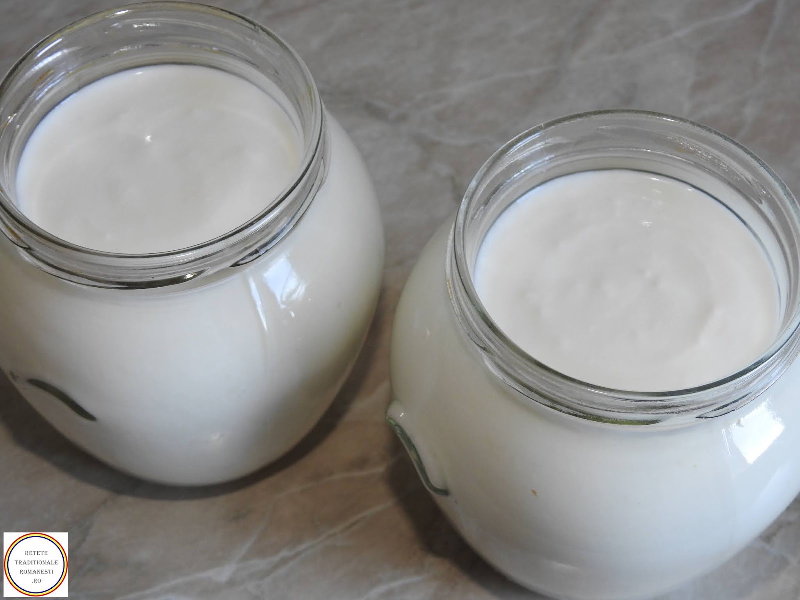 Iaurt de casa reteta | Retetetraditionaleromanesti.ro