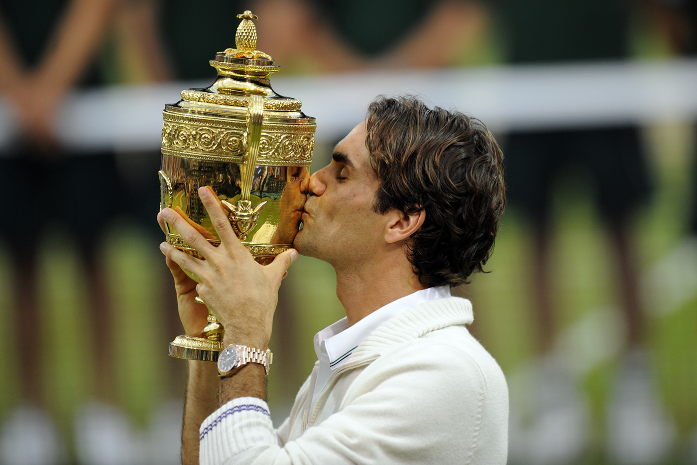 Roger Federer wins record 7th Wimbledon title Roger Federer wins record 7th Wimbledon title